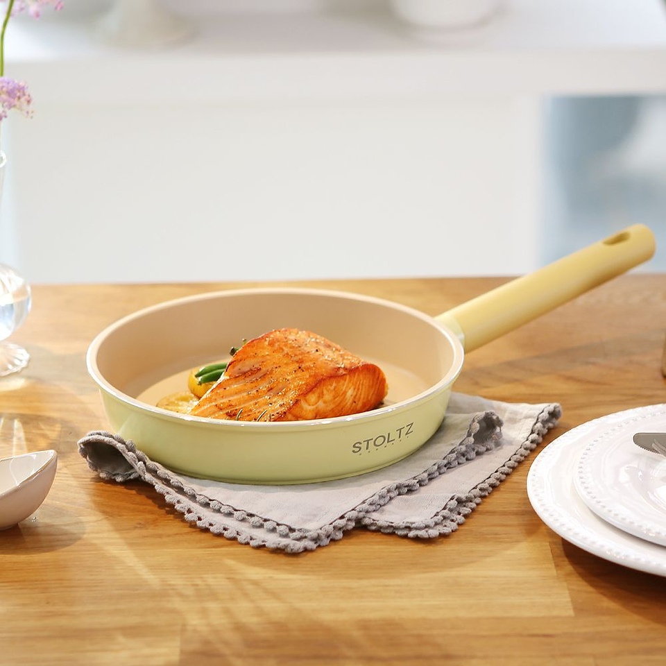 프라이팬·그릴 > 국내생산 머랭 IH 인덕션 후라이팬 22cm | 오늘의집 쇼핑