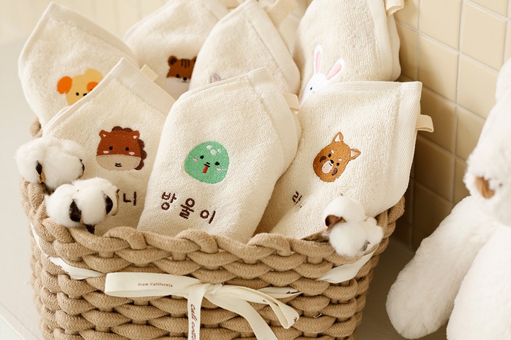 바스타월·가운·기타 리틀캘리프렌즈 유기농 어린이집 고리수건 이름자수 핸드타올 손수건 5종 세트 오늘의집 쇼핑