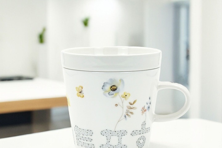 머그컵 > 이응 뚜껑 머그컵 300ml (컵1P+뚜껑1P) | 오늘의집 쇼핑