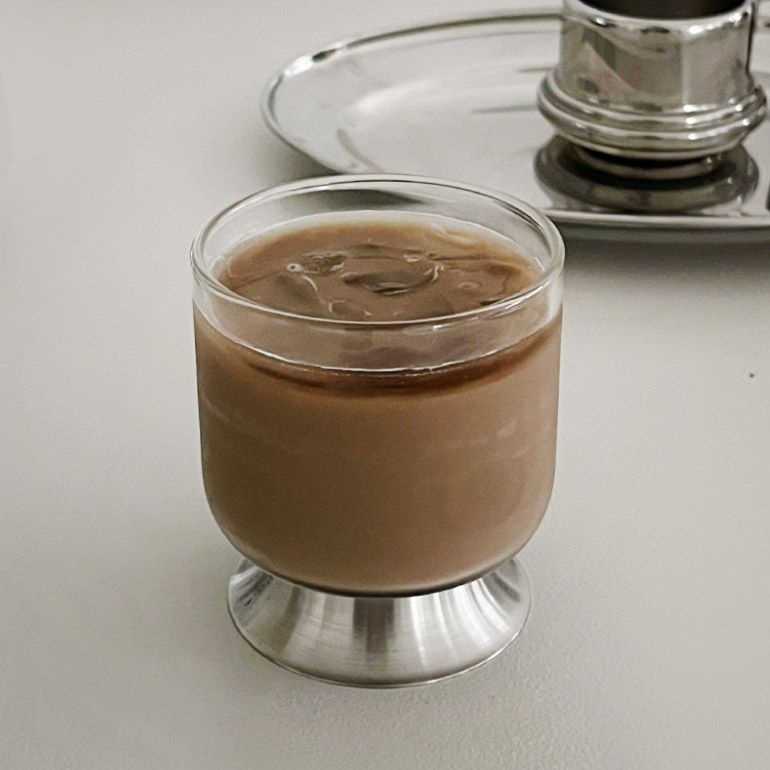 유리컵·물컵 스텐 굽 유리컵 홈카페 에스프레소잔 하이볼 맥주잔 내열유리 250ml 오늘의집 쇼핑