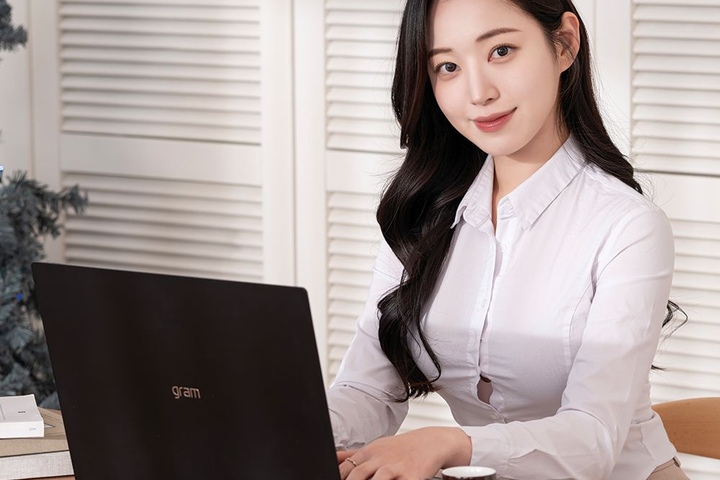 노트북 > 최종292만 그램 프로 17ZD90TR-SX7BK U7 32GB 512GB RTX4050 | 오늘의집 쇼핑