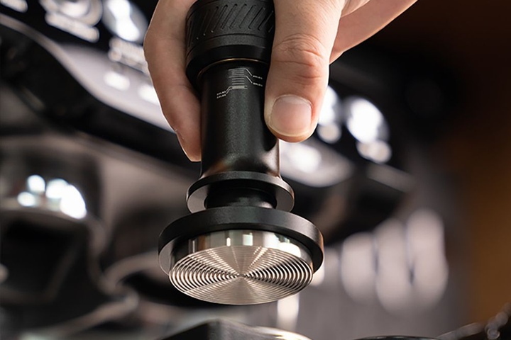 캡슐보관함·커피용품 가변압 임팩트 프로 커피템퍼 정압 푸쉬 템퍼 오늘의집 쇼핑