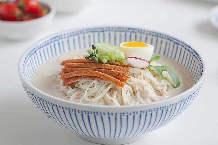 면기·파스타 아오이 일본 비빔기 냉면기 오늘의집 쇼핑