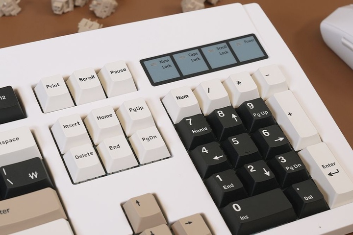 키보드 > 큐센 DT35 104 PBT 풀윤활 가스켓 유무선 기계식 키보드 크림치즈 크림치즈축V1 | 오늘의집 쇼핑