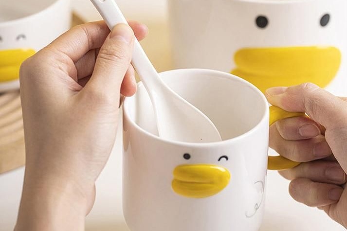 머그컵 오리 머그컵 잔 스푼 세트 귀여운머그컵 도자기 머그 컵 홈카페 오리머그컵 오리컵 집들이선물 오늘의집 쇼핑