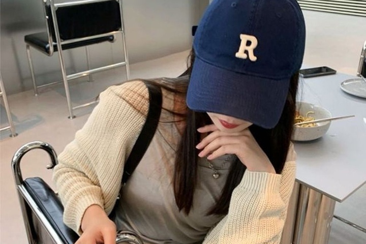 기타생활잡화 얼굴이 작아보이는 데일리 코튼 캡 모자 자외선차단 여름 여행 남여공용 커플 캠핑 깊은 챙 오늘의집 쇼핑