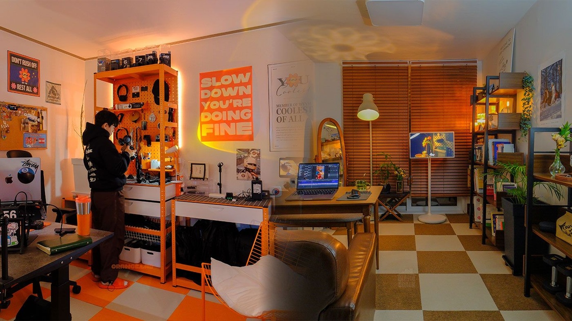 🏠Inside a Creator’s Bold Orange Studio and 747 Sq Ft Vintage Mid ...
