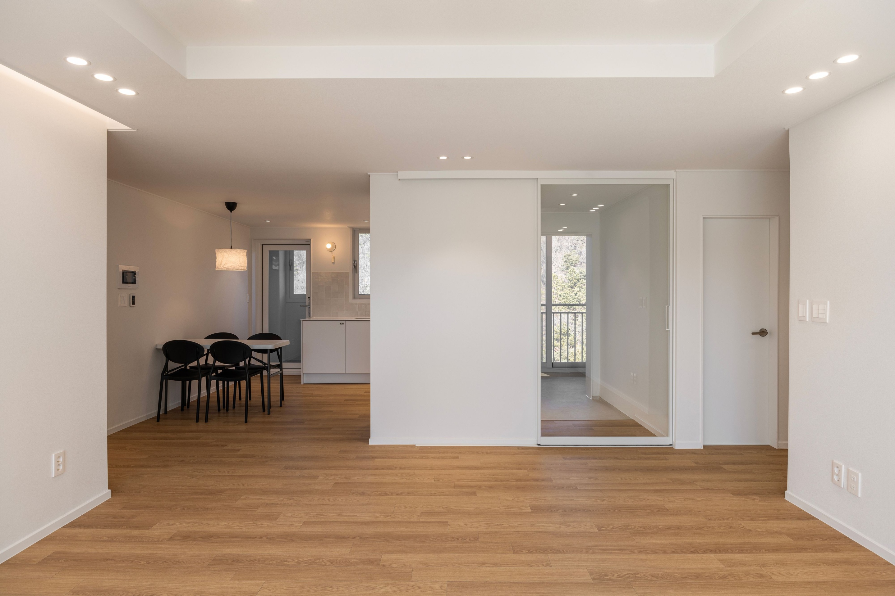 엔티크한 무드가 묻어나는 주방포인트 인테리어 [안양동 APT 35PY] | 라이프스타일 슈퍼앱, 오늘의집