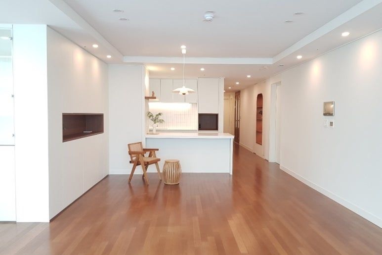 포근하고 안락한 분위기의 공간, 동래 SK뷰 35PY | 라이프스타일 슈퍼앱, 오늘의집