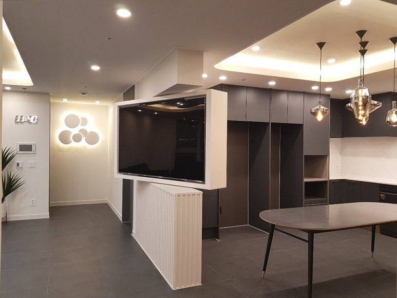 블랙의 시크함, 레이카운티 46PY | 라이프스타일 슈퍼앱, 오늘의집