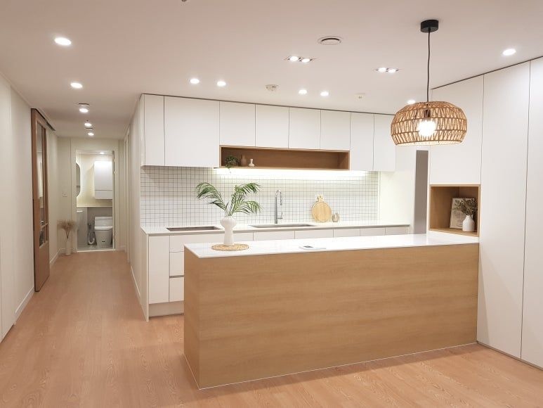 스타일리시한 인테리어 소품의 연출, 양정 자이 더샵 SK뷰 35PY | 라이프스타일 슈퍼앱, 오늘의집