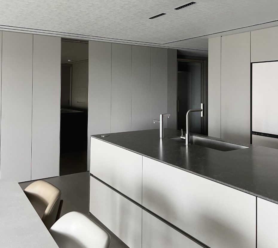 💖 고급스러움에 모던 한스푼, 스타일로 완성한 송도 더샵 그린 45PY 아파트 인테리어 💖 | 라이프스타일 슈퍼앱, 오늘의집