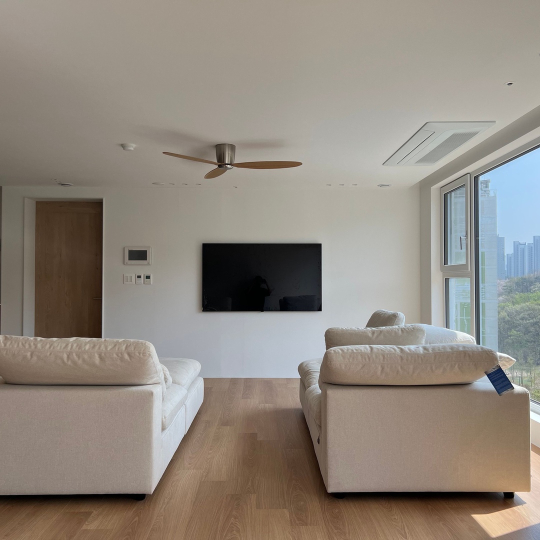 동탄 금강펜테리움 센트럴파크 1차 33PY 미드센츄리 인테리어 | 라이프스타일 슈퍼앱, 오늘의집