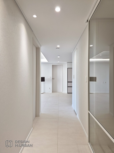 야음동 대현더샵 2단지 33py_트렌디한 조합과 깔끔한 라인정리로 톤앤매너를 살린 집 | 라이프스타일 슈퍼앱, 오늘의집