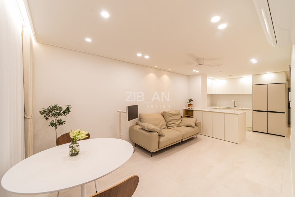 대전 만년동 상록수 아파트 24PY 깔끔한 화이트톤 인테리어 | 라이프스타일 슈퍼앱, 오늘의집