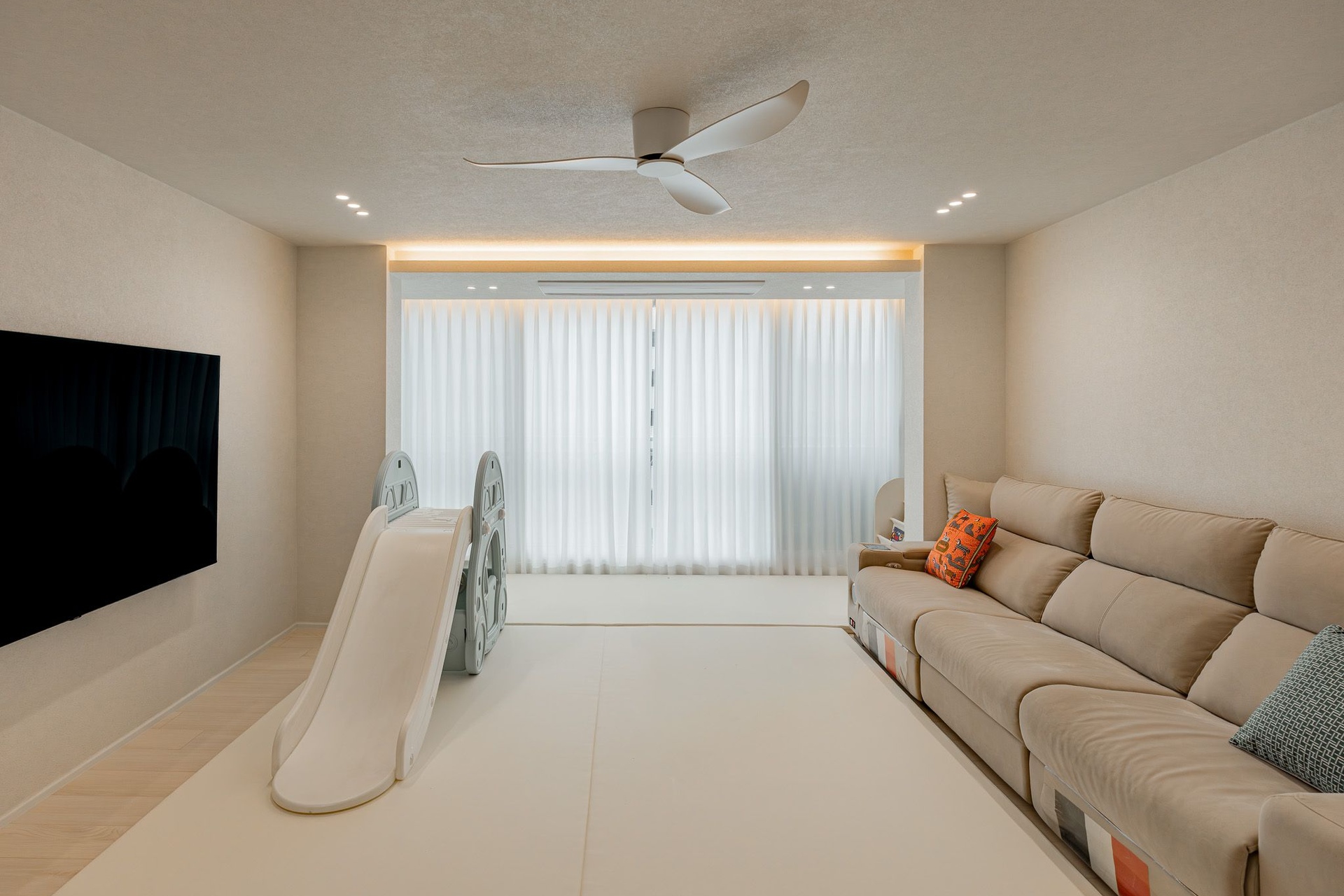 강서구 등촌동 한사랑 삼성 2차아파트 32PY_화이트 & 베이지 따뜻한 인테리어 | 라이프스타일 슈퍼앱, 오늘의집