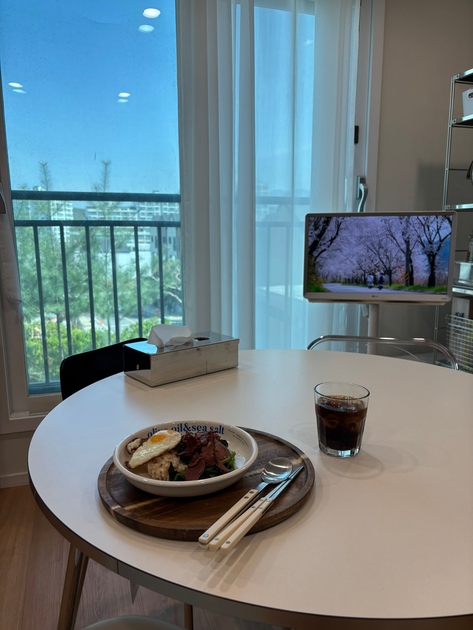 202_cafe 님의 라이프스타일 | 라이프스타일 슈퍼앱, 오늘의집